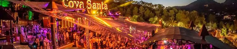 Cova Santa VIP table